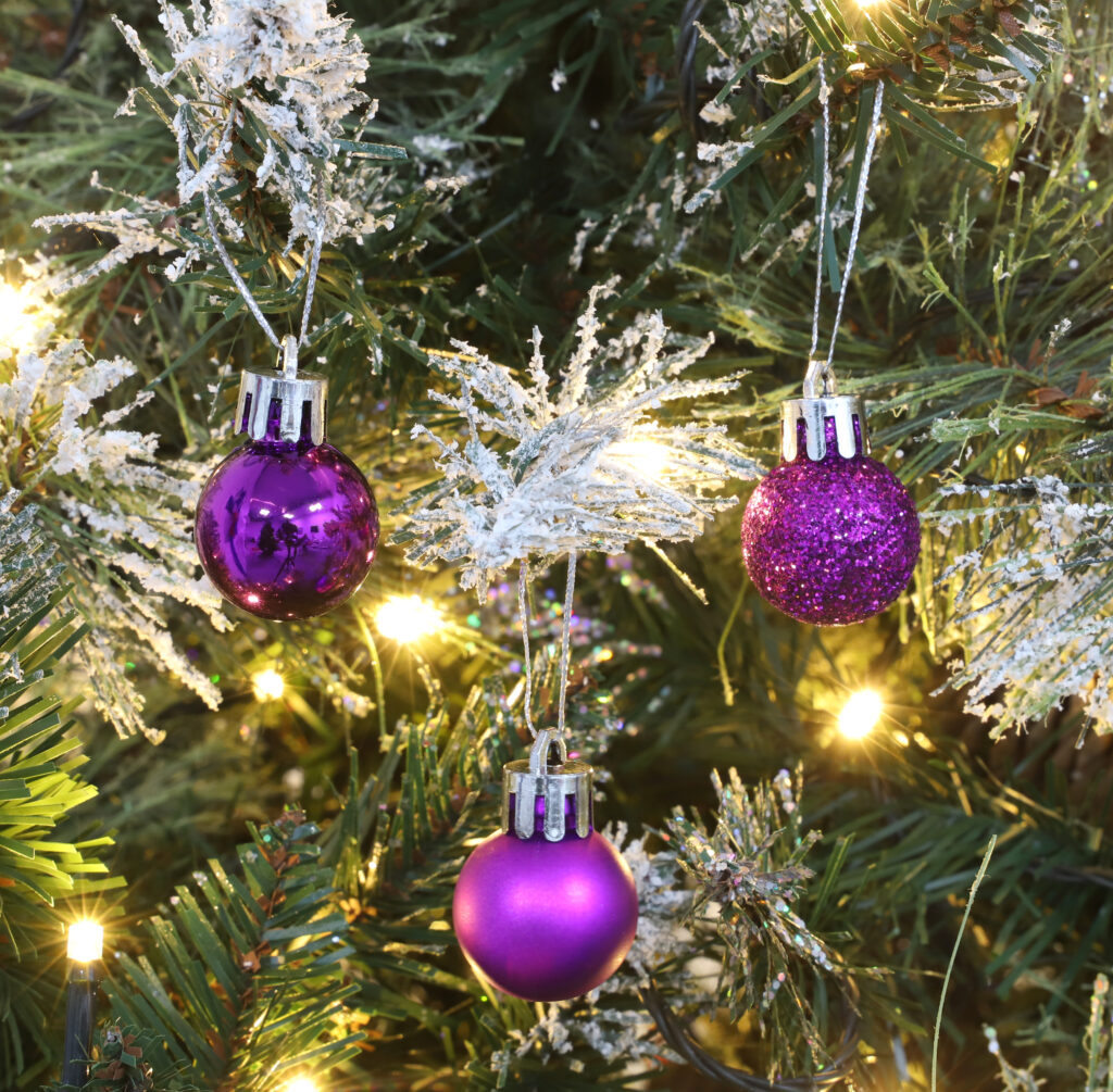 Christmas Concepts® Pack of 25-25mm Mini Christmas Tree Baubles - Shiny ...