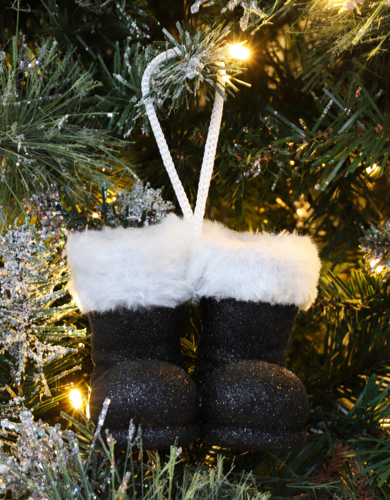 Christmas Concepts® Pack of 2–10cm Glitter Hanging Santa Boots With ...